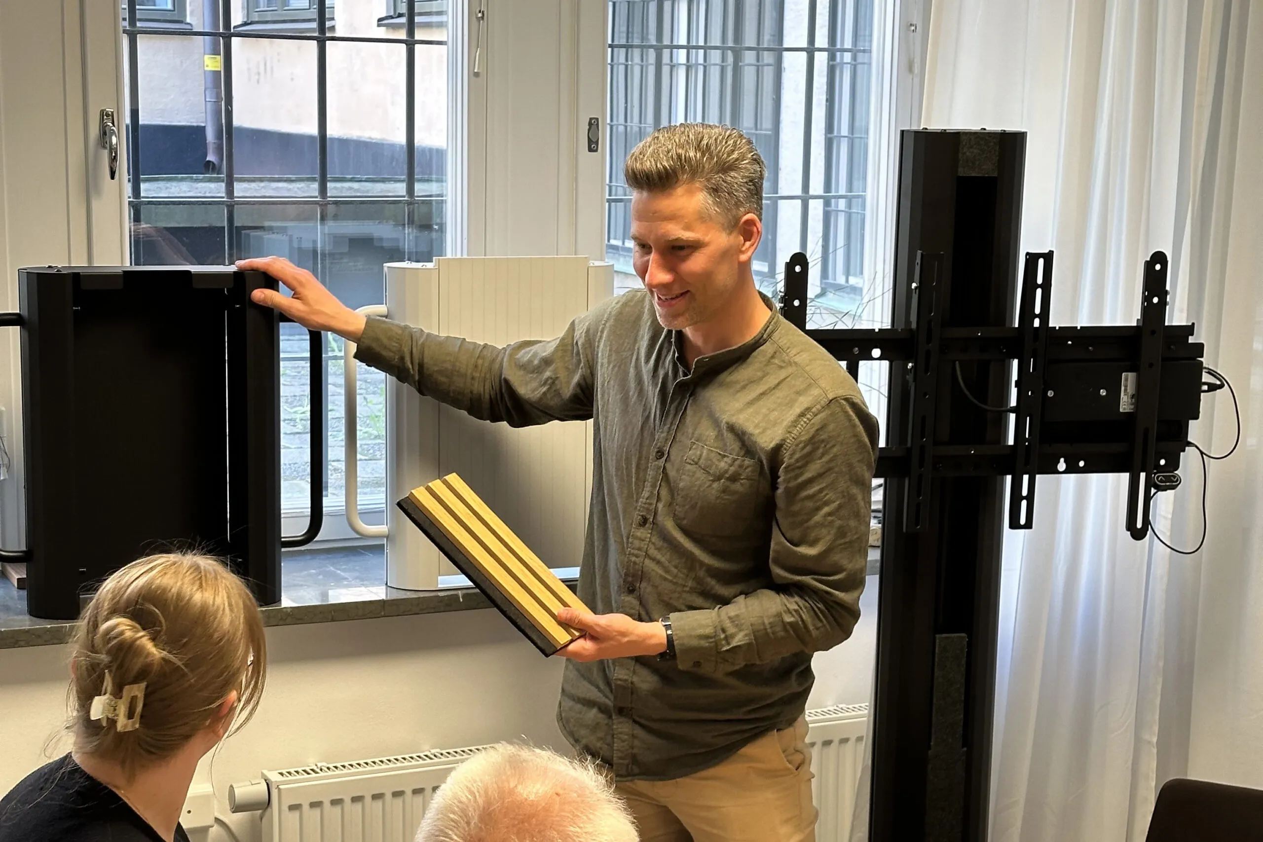 Smart Media Solutions | Wherever you need your image